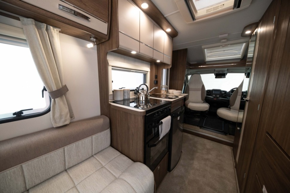 Compass motorhomes - 2023 Essential Guide