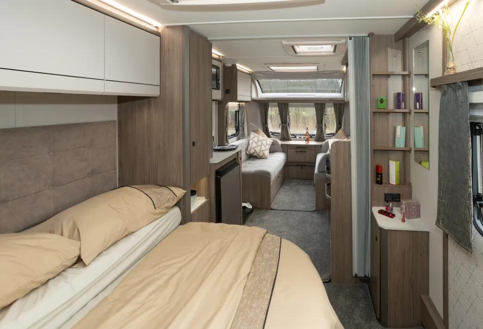 Coachman Acadia 575 | Review | Out & About Live