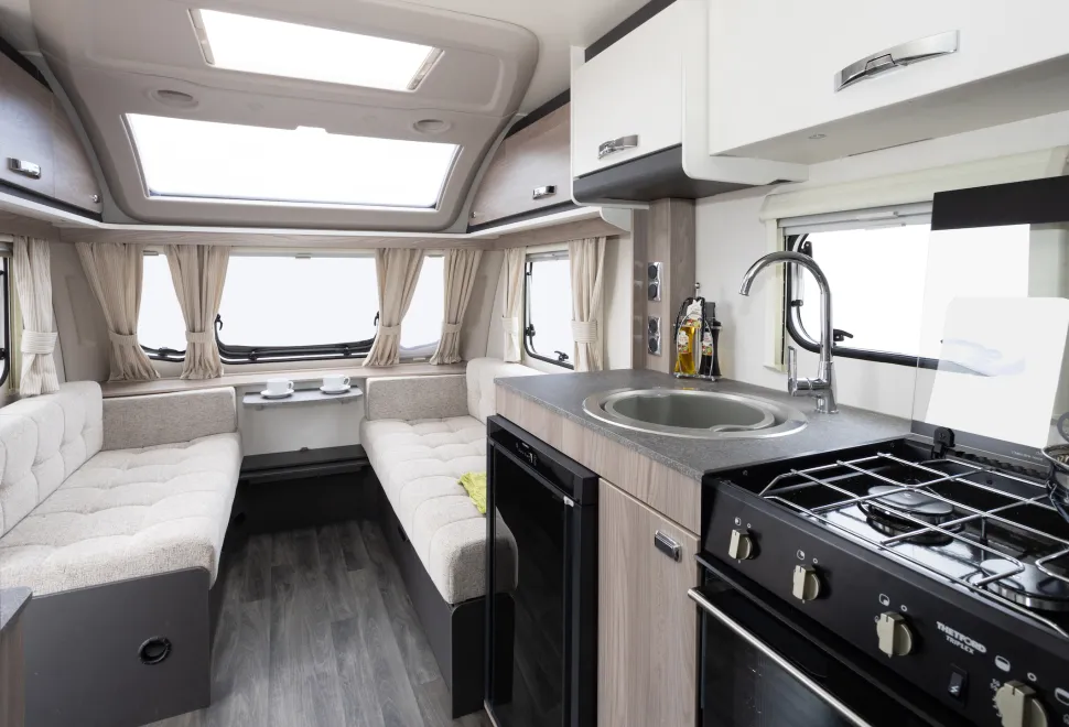 FIRST LOOK – Sprite Alpine 4 DB caravan review | Review | Out & About Live