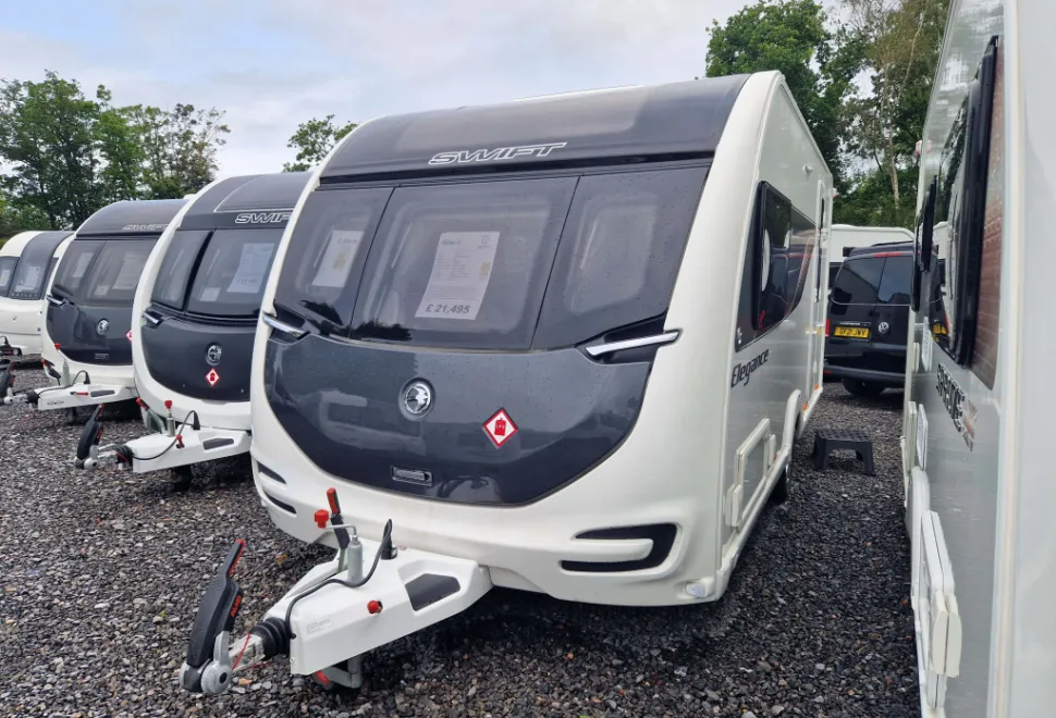 Swift Elegance 480 2021 | Out & About Live