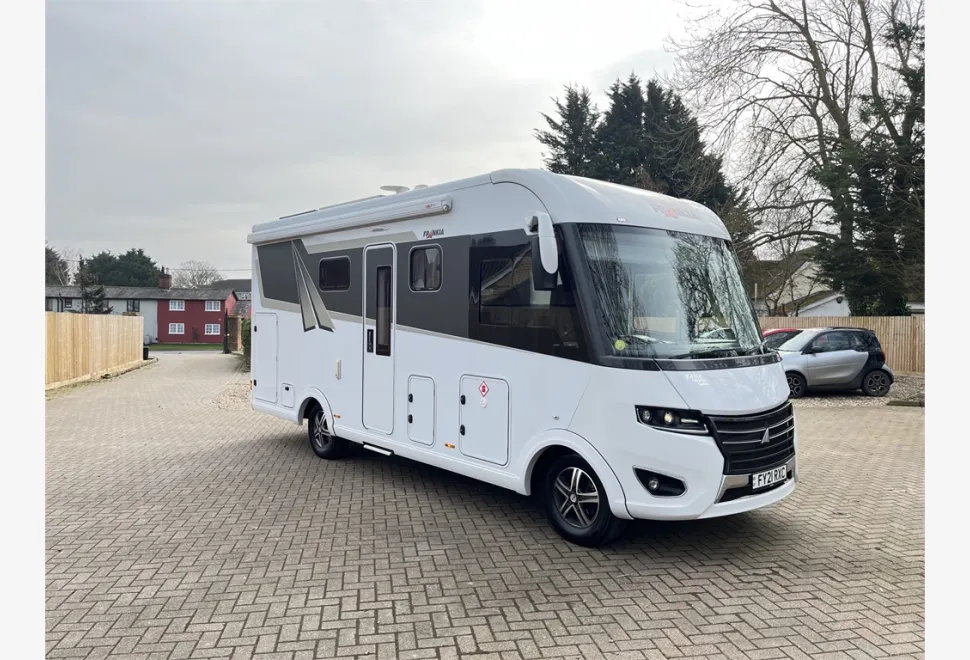 Frankia I680 SG 2021 | Out & About Live