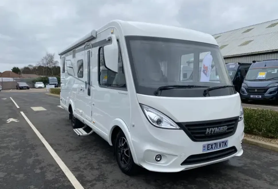 Hymer Exsis 580 2021 | Out & About Live