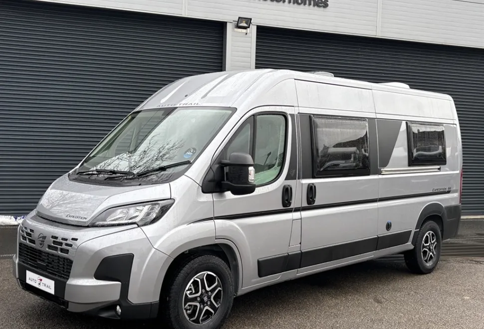 Auto-Trail Expedition 66 U 2026 | Out & About Live