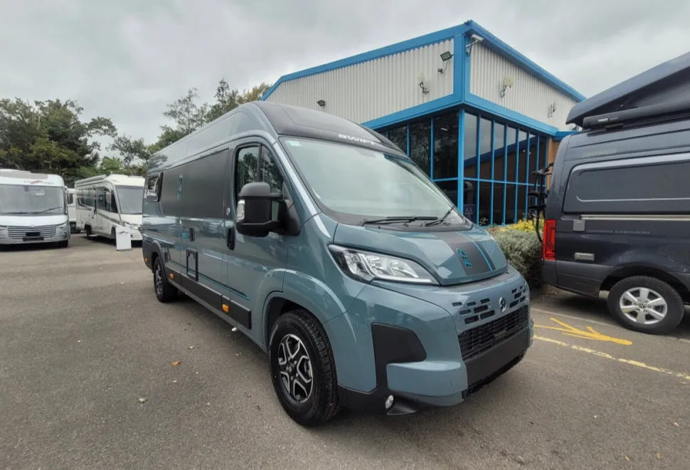 Swift Carrera 132 | Out & About Live