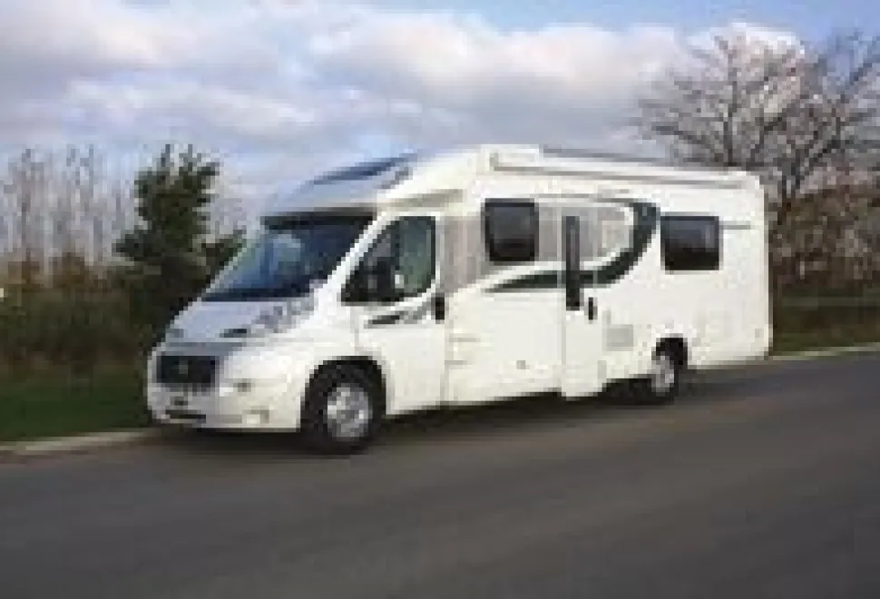 Swift Motorhomes 572 2012 Motorhome | Out & About Live