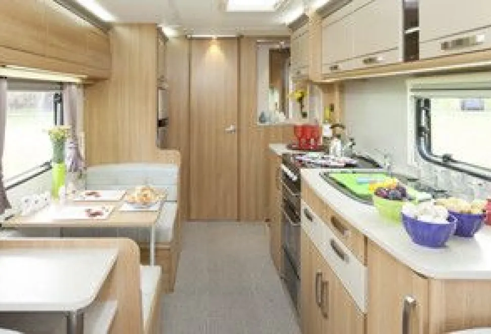 Coachman Laser 620/4 | Review | Out & About Live