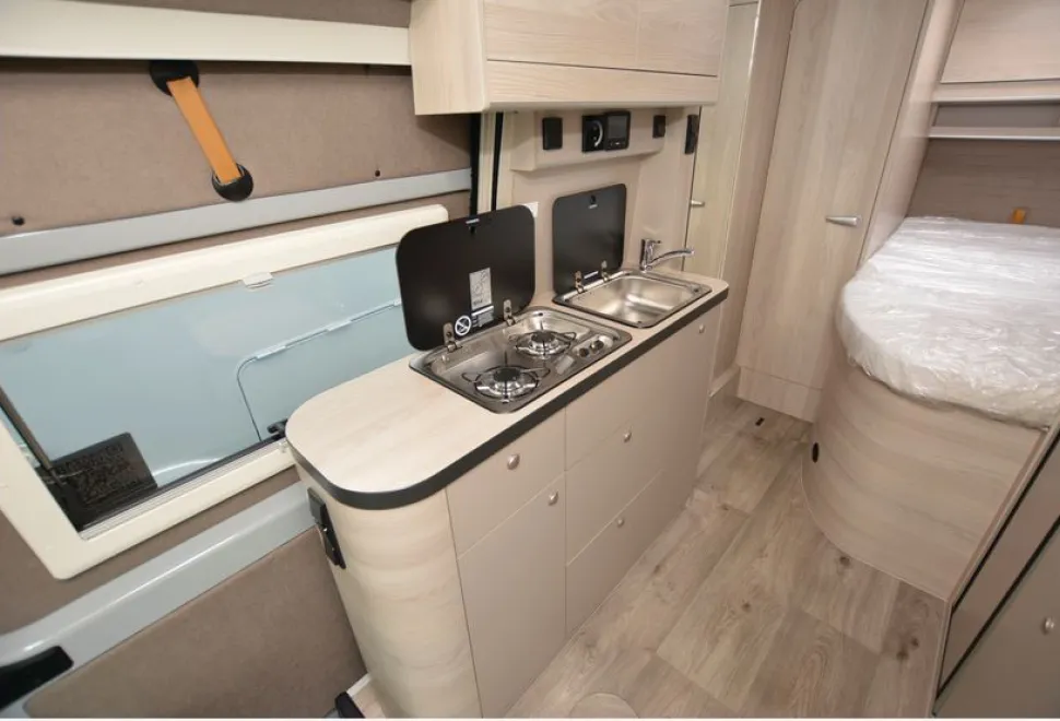 Globe-Traveller Explorer 2X campervan | Review | Out & About Live