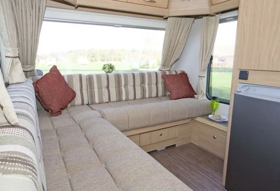 Elddis Xplore 302 | Review | Out & About Live