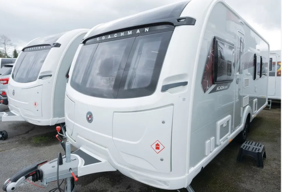 Coachman Acadia 545 caravan | Review | Out & About Live