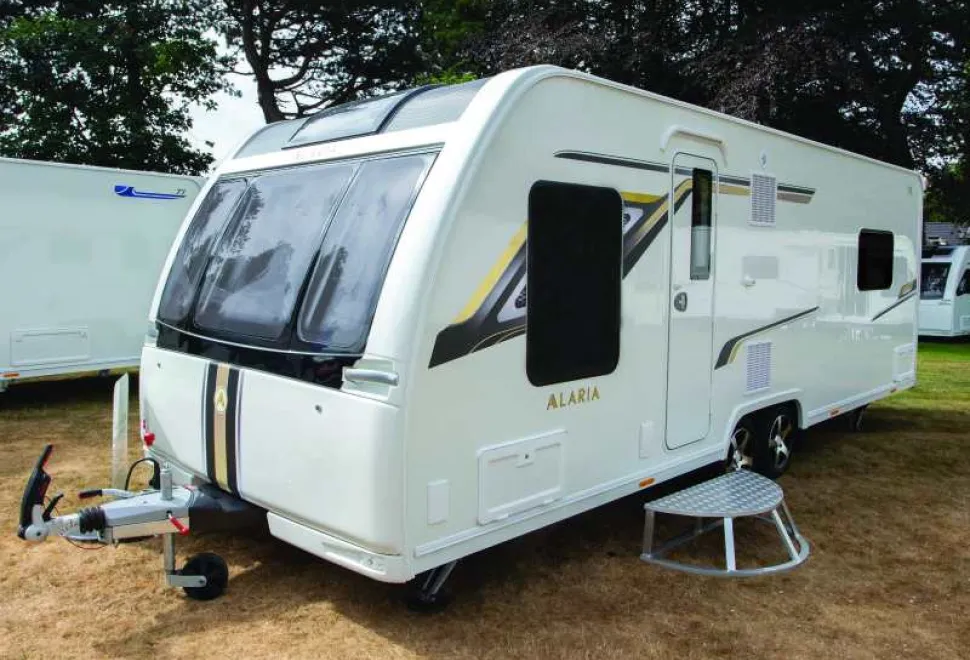 Lunar Alaria TR | Review | Out & About Live