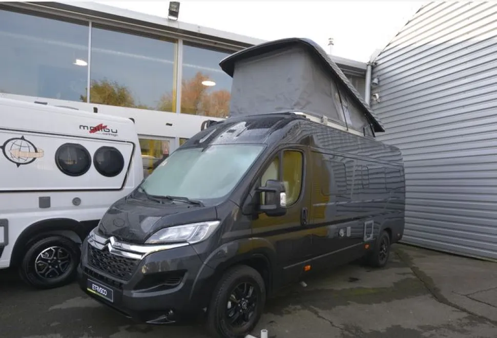Etrusco CV 640 SB Type X campervan | Review | Out & About Live