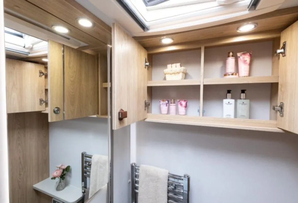 Elddis Crusader Storm | Review | Out & About Live