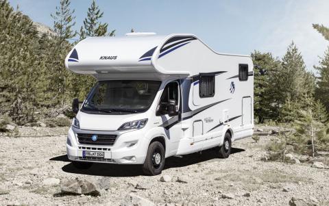 Knaus Motorhomes 650 DG - Superlight 2015 Motorhome | Out & About Live