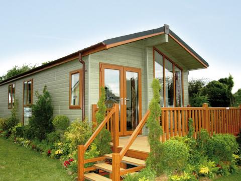 Pathfinder Holicombe Lodge 2017 Park and Holiday Home | Out & About Live