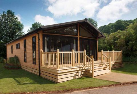 Pathfinder Keepers Lodge 2017 Park and Holiday Home | Out & About Live