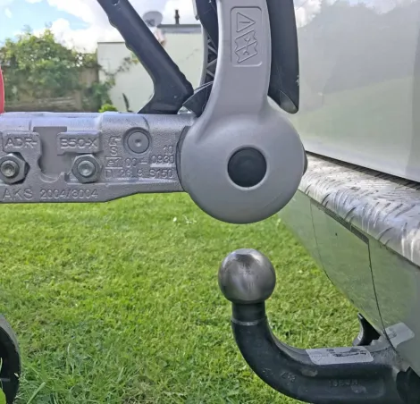 The complete guide to towing a caravan | Out & About Live